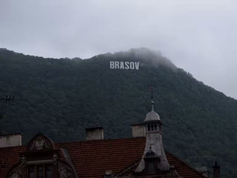View of the Brașov sign on Tâmpa - Ryan Hellyer
